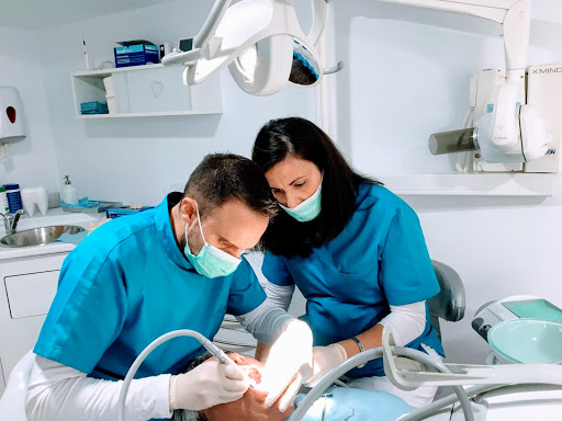 Clinica Dental BastiDent en Baza • Lee Opiniones y Precios | DocDental